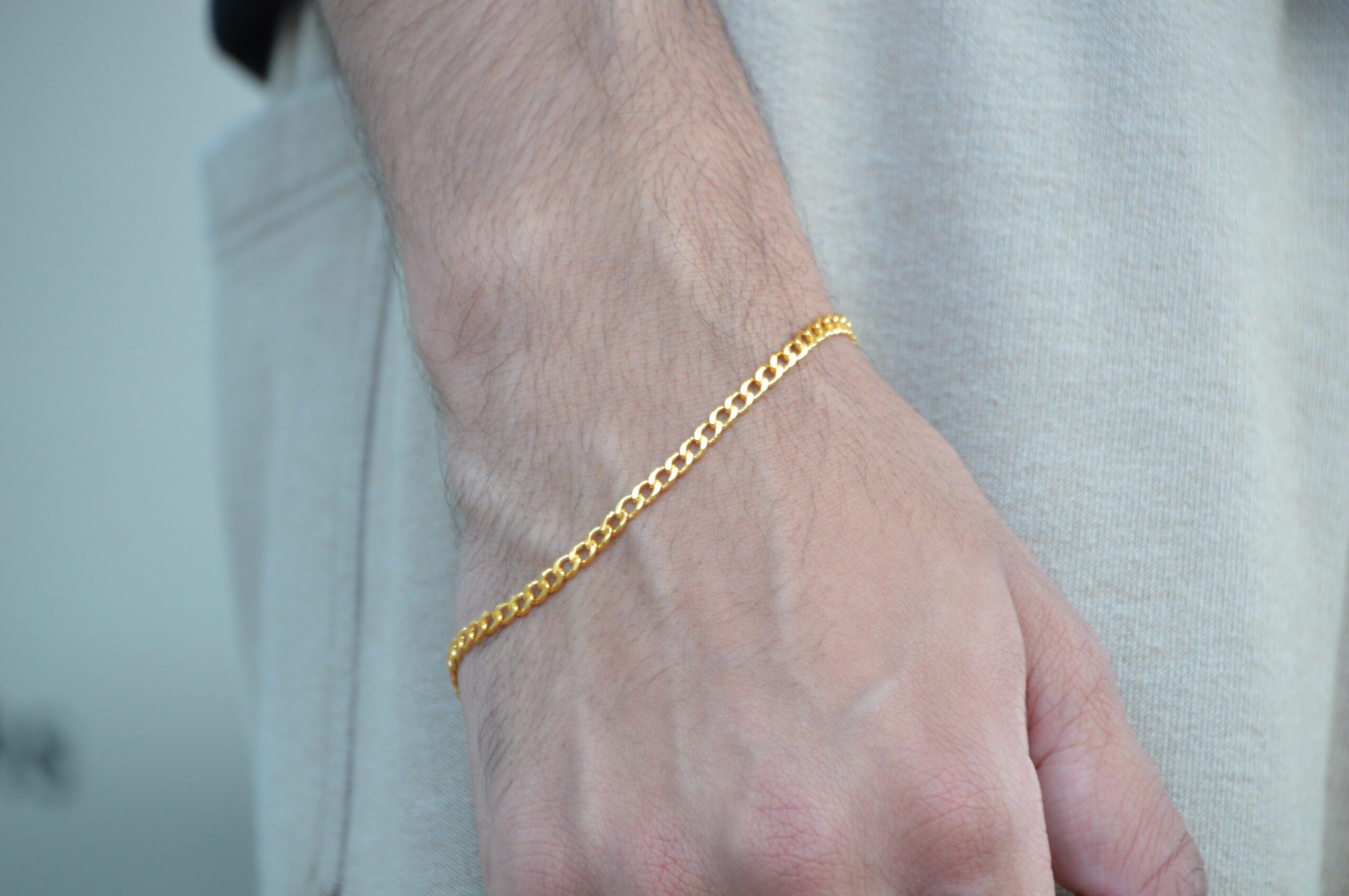 Luxury 18K Gold Men's Handchain - Up to Date Jewellers Co.ltd