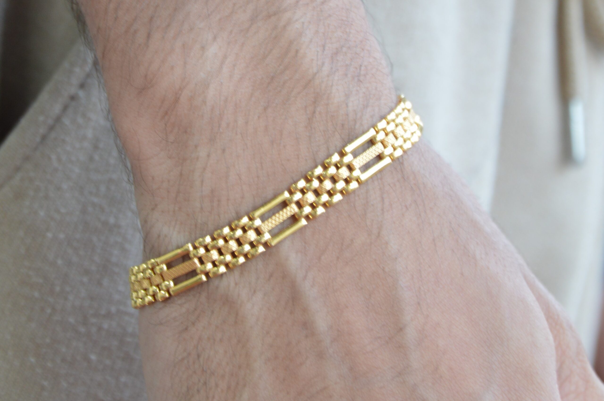 Gold Men's Hand Chain - Up to Date Jewellers Co.ltd